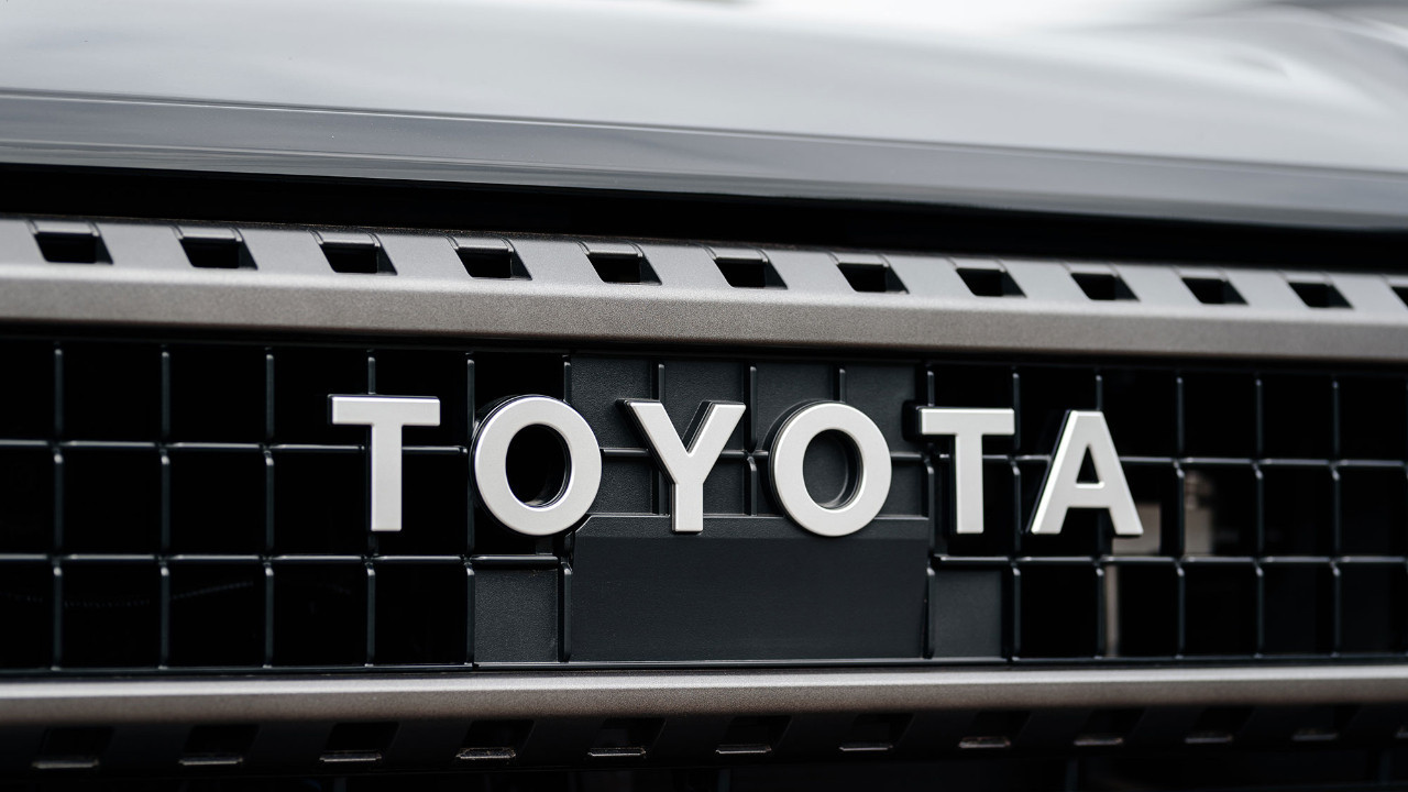 30 yaşındaki Toyota Supra’nın satış fiyatı dudak uçuklattı